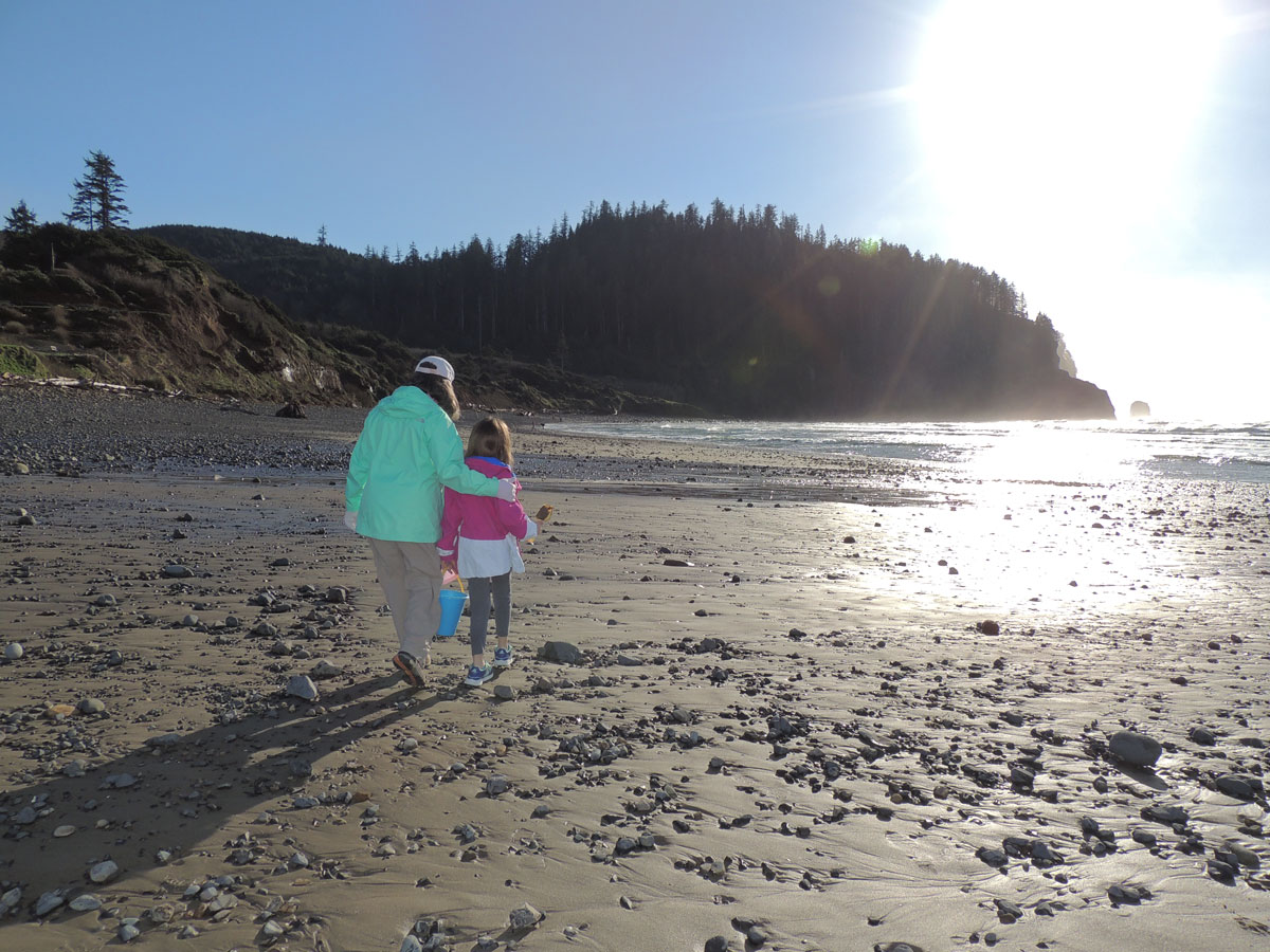 5 Tips for Rockhounding on the Oregon Coast in Tillamook County