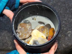 5 Easy Steps for Polishing Beach Rocks at Home