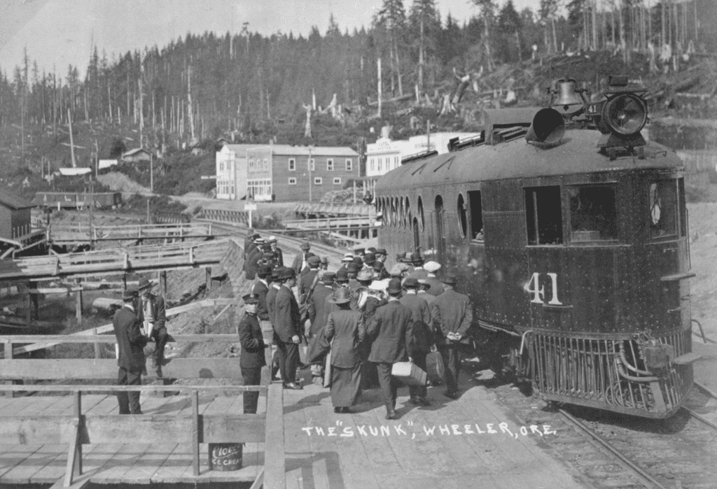Living history: Oregon Coast Scenic Railroad